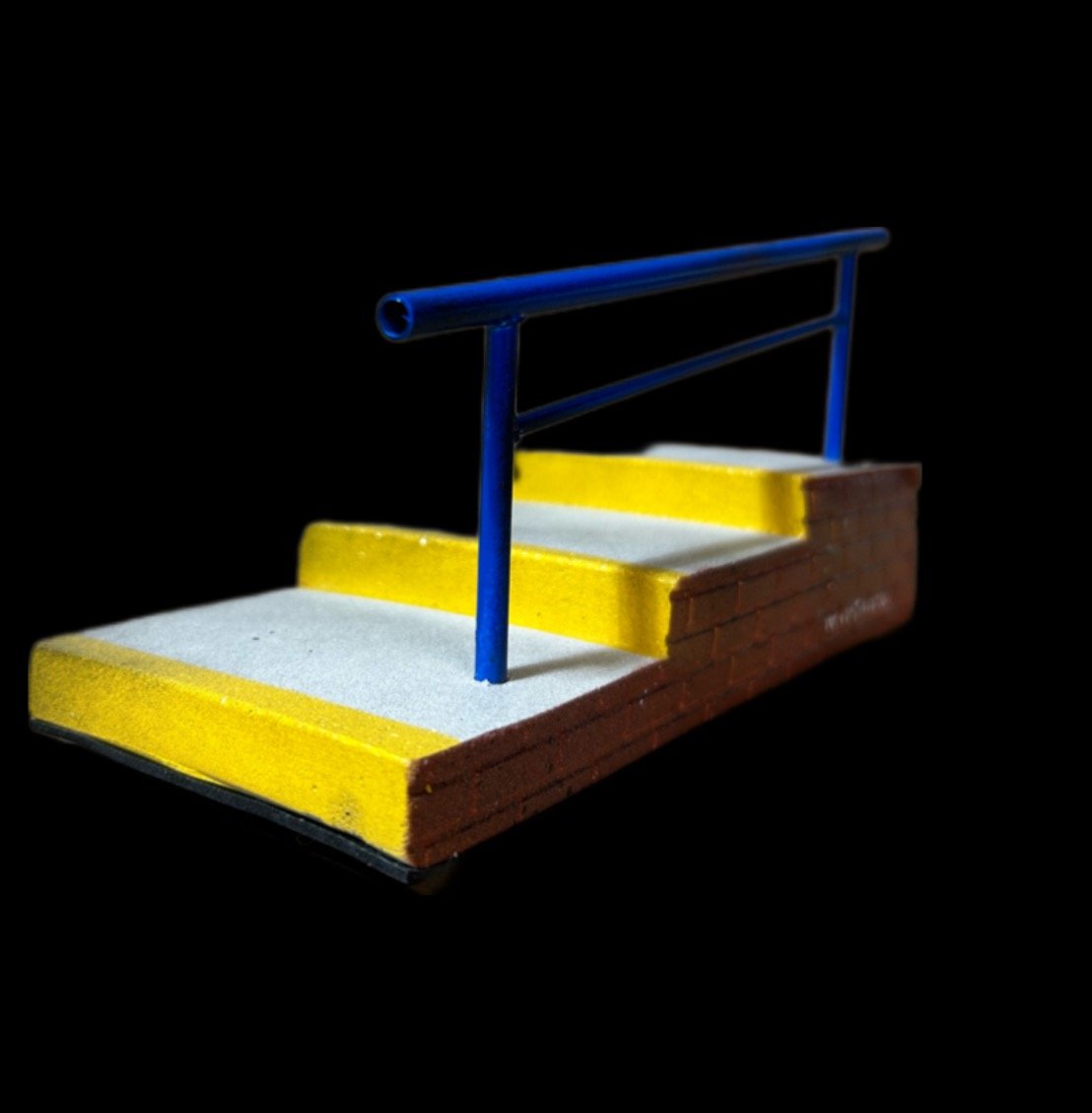 3 Stair with handrail | WhytMyk Concrete