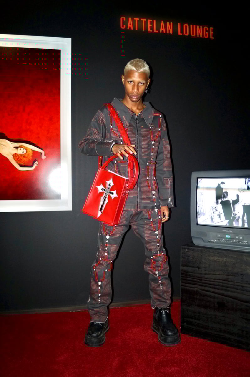 Inverted Holy Bible Set† | Koven 20:24