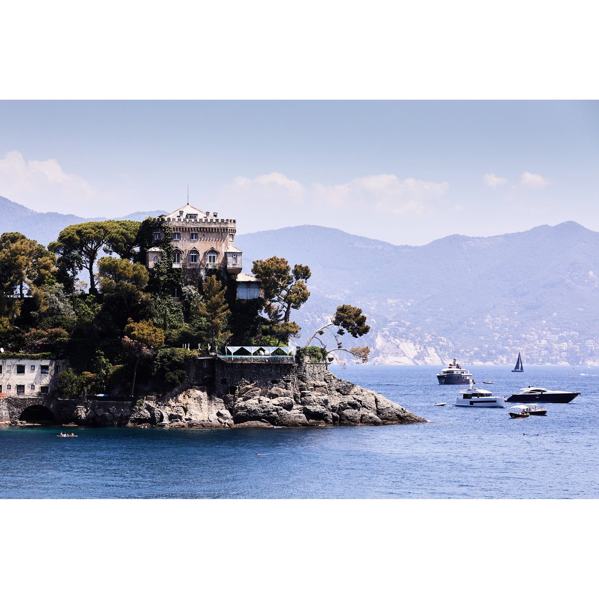 Castillo de Paraggi#1 / James Geer Photography