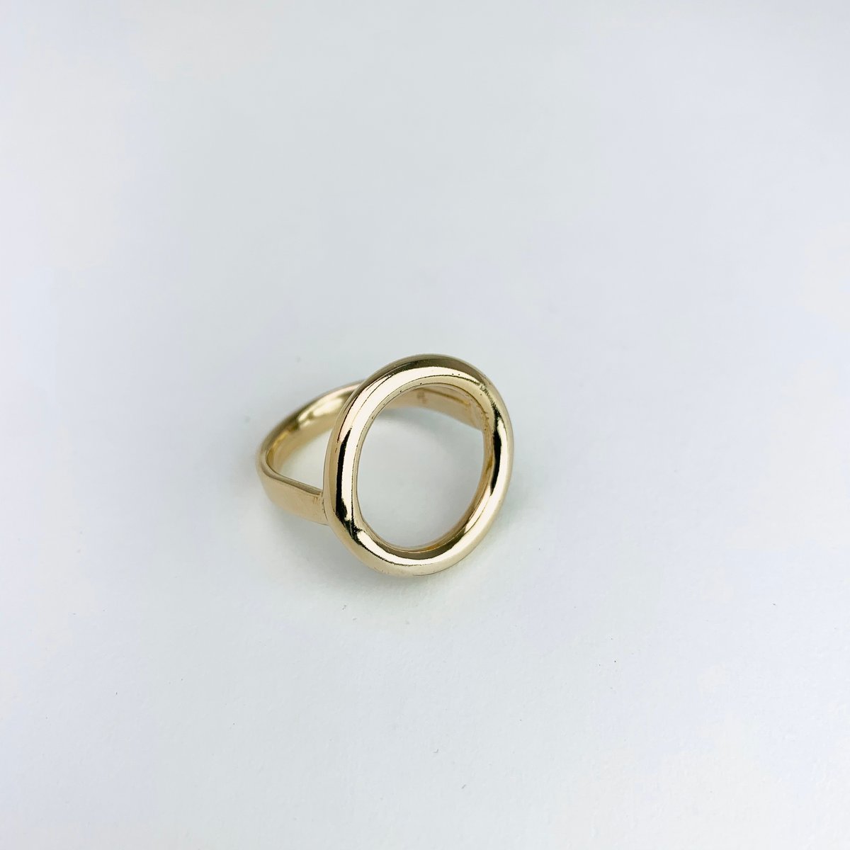 Hoop Ring / THE CIRCLE CRAFT