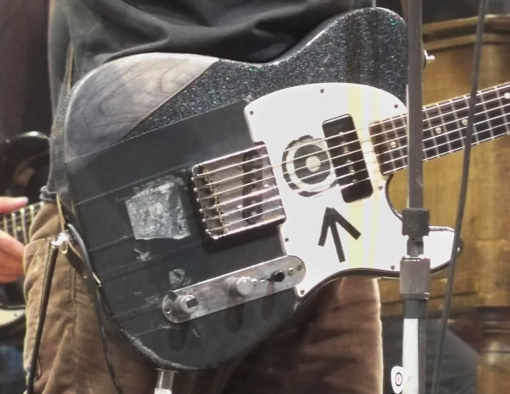 Eddie Vedder guitar stickers Fender Telecaster Pearl Jam, The Who ...