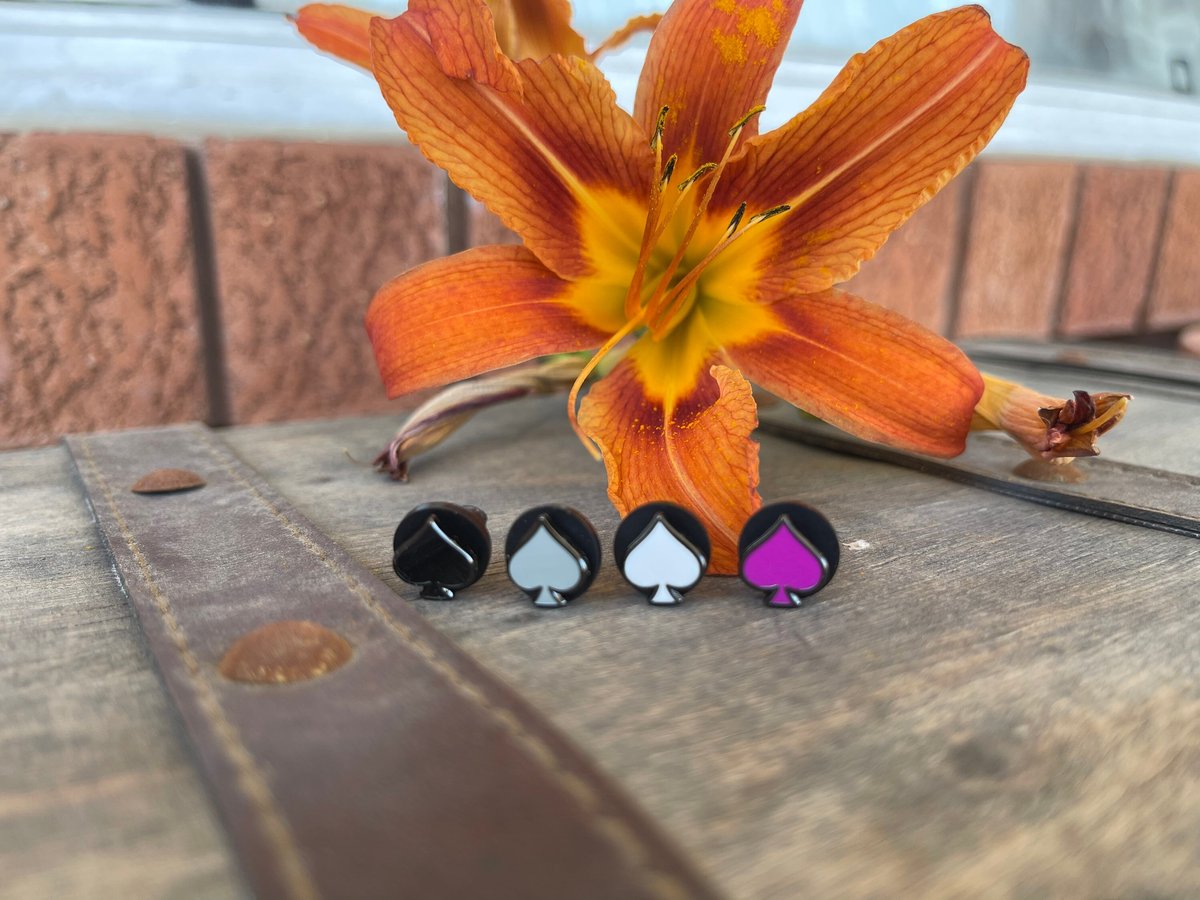Set of 4, 1cm wide Asexual Pride spades enamel pins - Black nickel ...