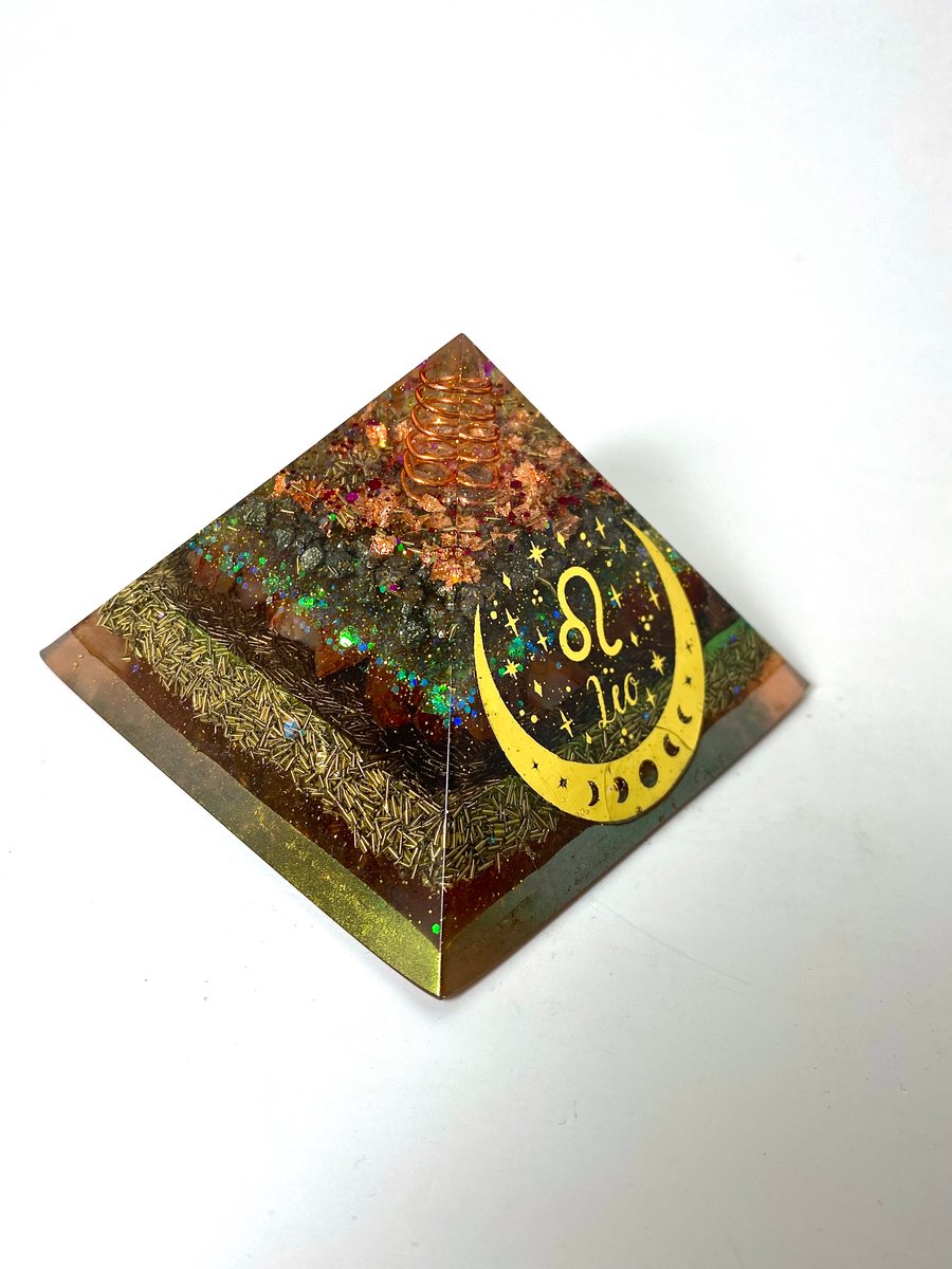 Powerful Leo Pyramid for Abundance, Creativity, and Adventure | Crystal ...