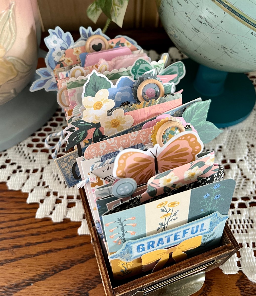 Grateful Heart Memory File and Class Video / The Memory Bee