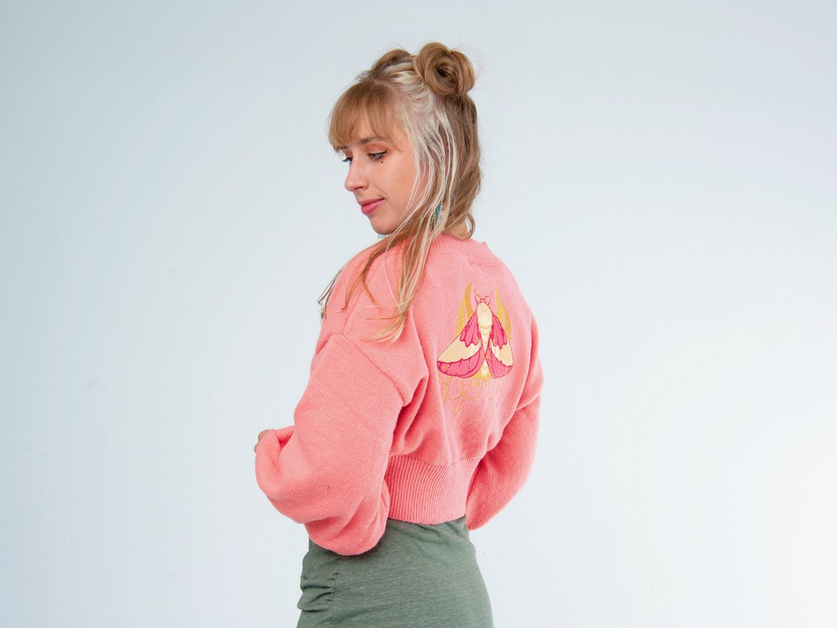 Rosy Maple Moth Embroidered Cardigan | Sekai art