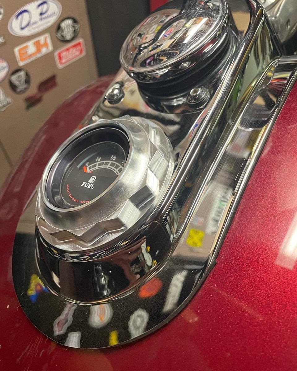 FUEL GAUGE BEZEL | stillkickingmoto