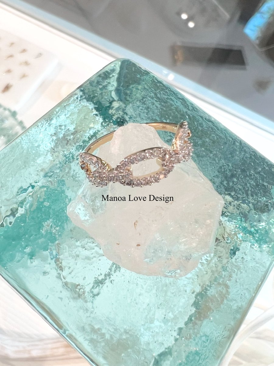 14k solid gold diamond Paperclip ring | Manoa Love Design