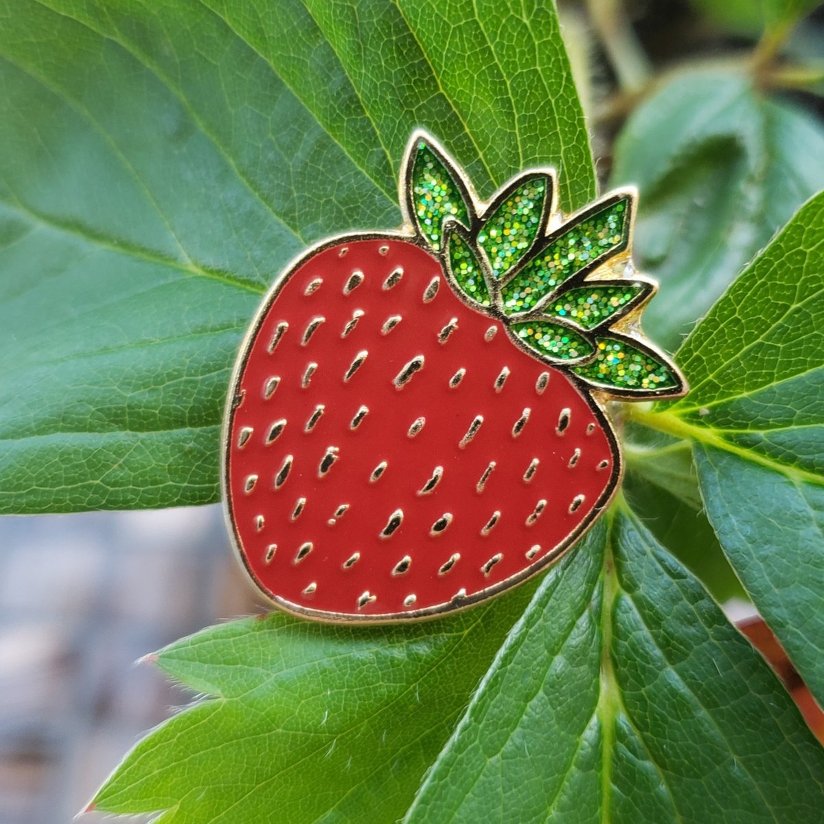 Berry Pin | Dozart