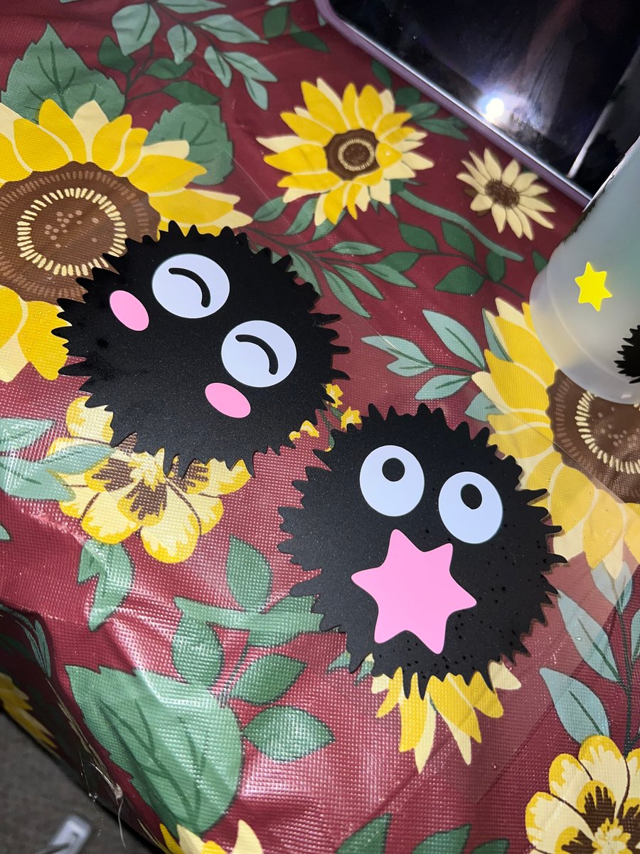 Susuwatari decal | WorldWideB