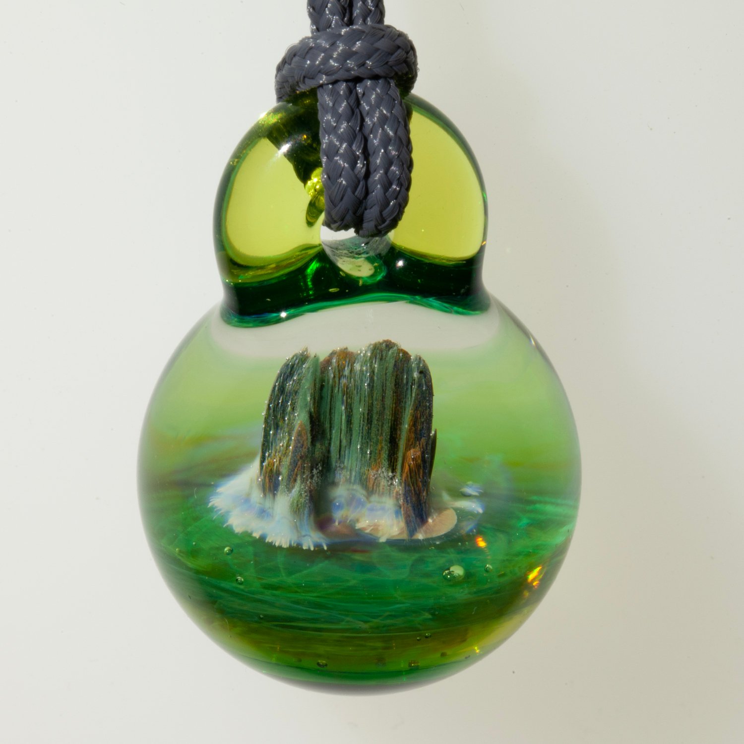 Desert Island Pendy 16-2022 / universe marbles