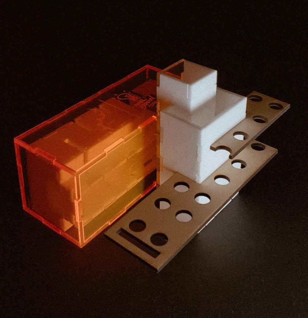 RB - 100. THE PEN HOLDER | RUPTUR VISION, by Larry TCHOGNINOU