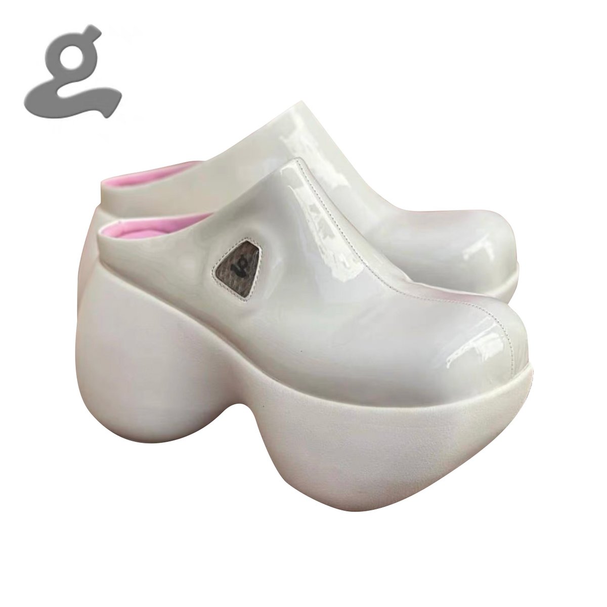 White Platform Slippers 'Capsule' | GRAPE