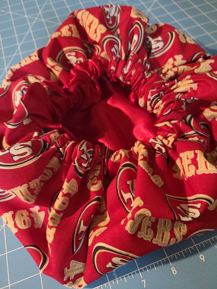 49ers Bonnet | Crafty Crafts Gemini
