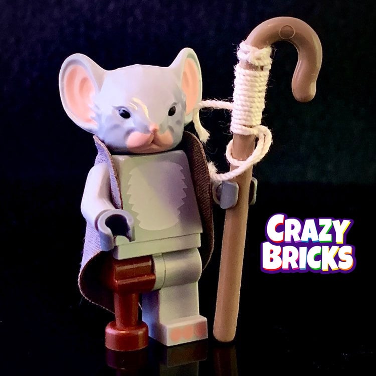 CONRAD - Mouse Guard Minifigure | Crazy Bricks