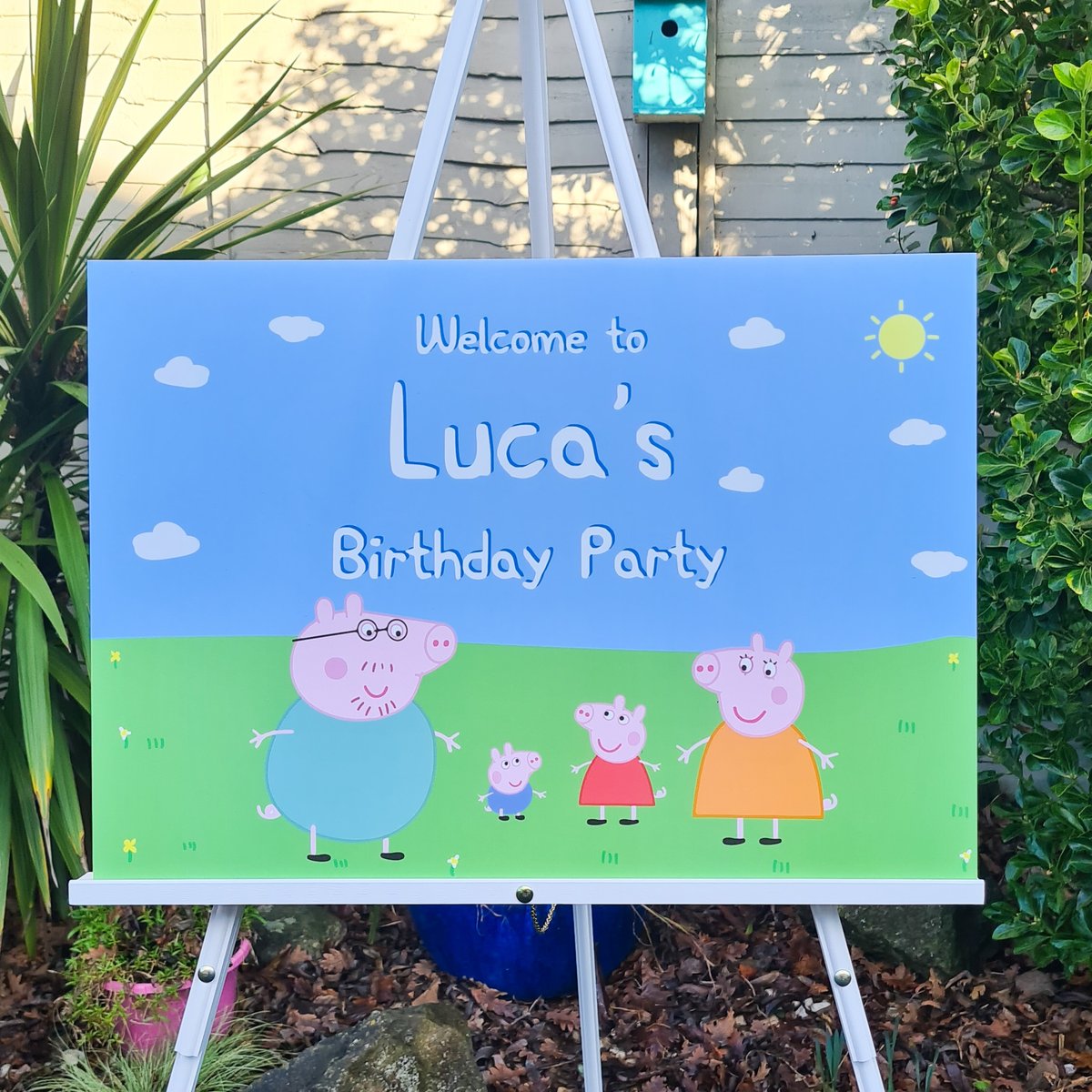 Peppa Pig Welcome Sign | WILD TROPIX