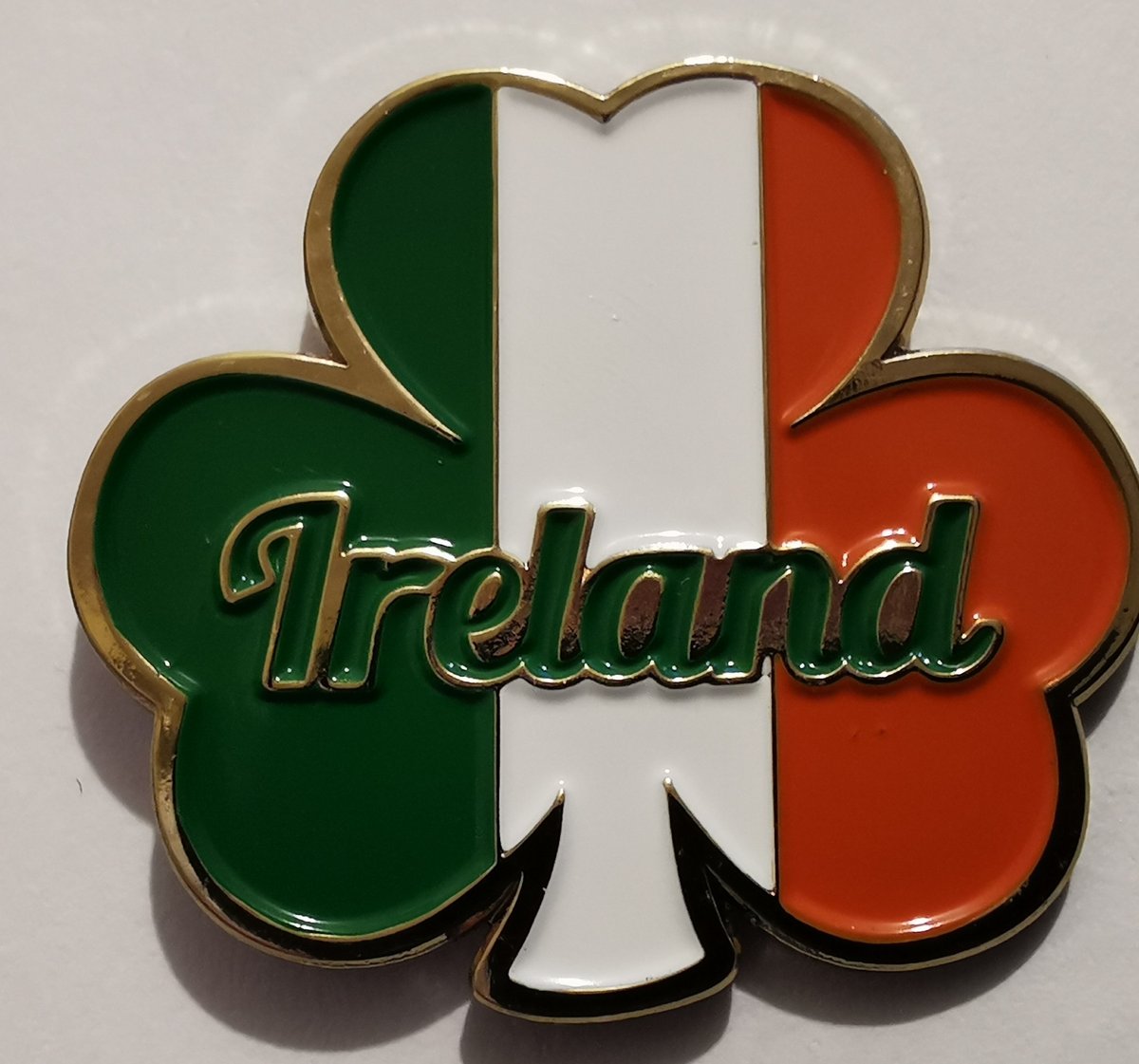 Ireland tricolour shamrock badge | CELTIC BADGES ☘️