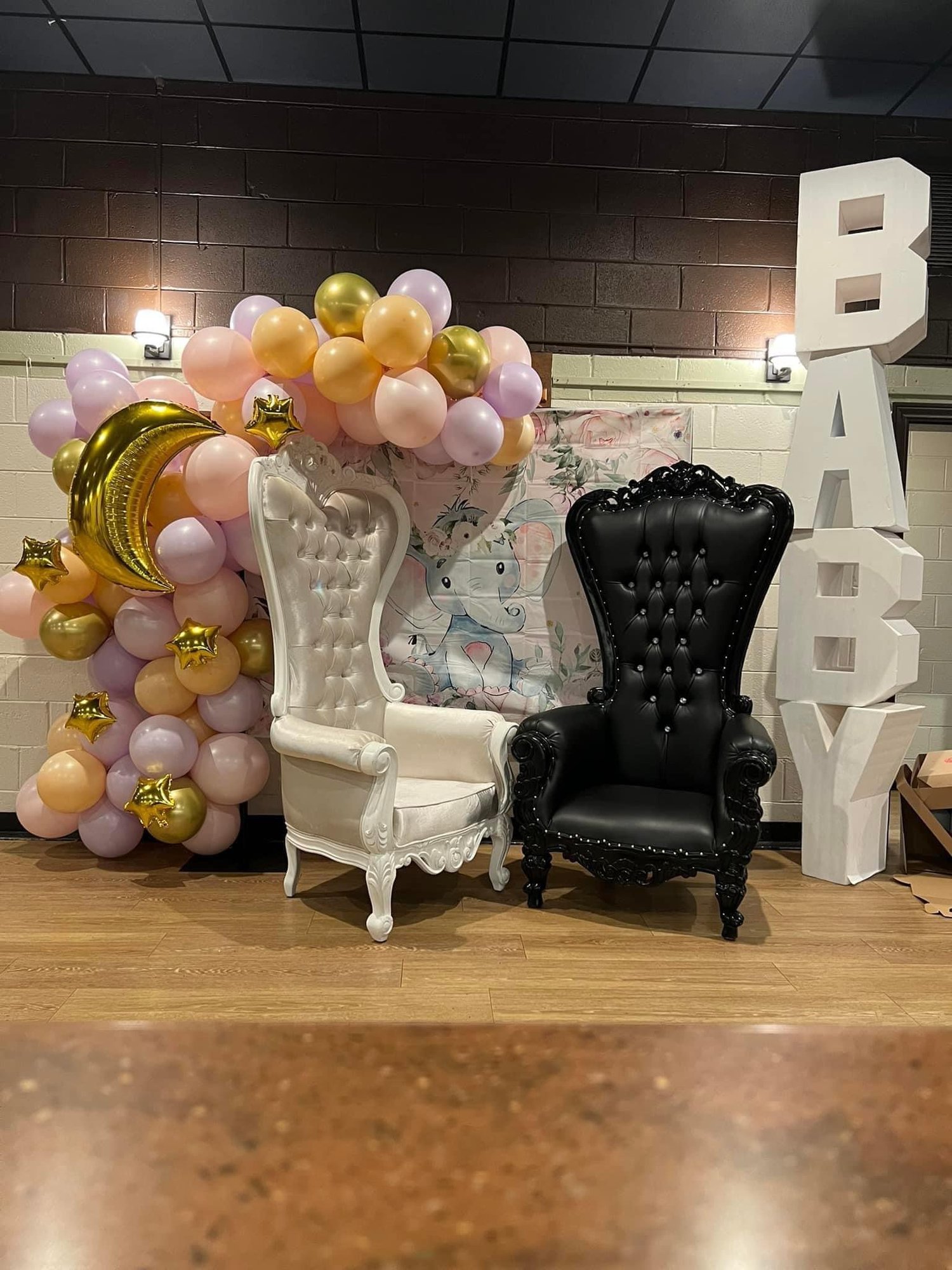 Black Throne Chair (Adult) | Majestic Moments Photo Booth LLC