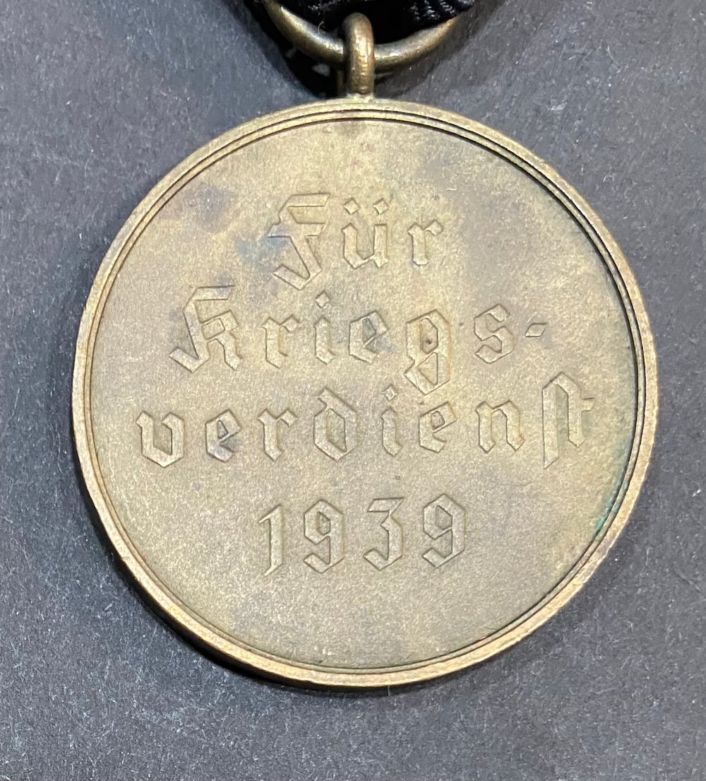 WW2 (Nazi Germany) War Merit Medal - Authentic Issue | WORLD HISTORICS ...
