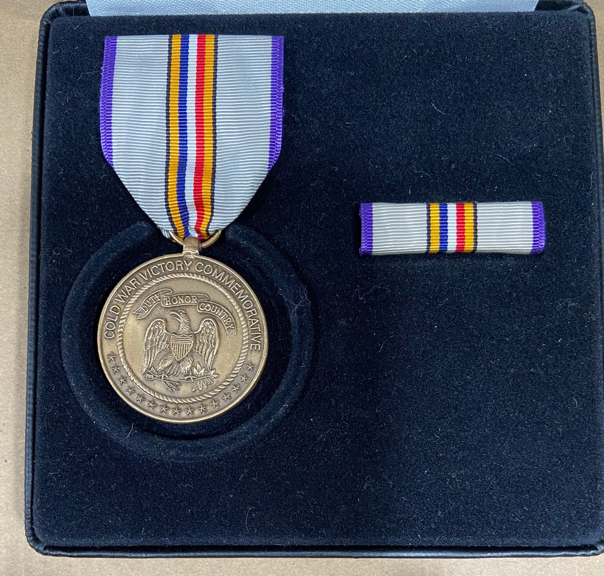 Cold War (USA) Victory Medal Set | WORLD HISTORICS & RELICS