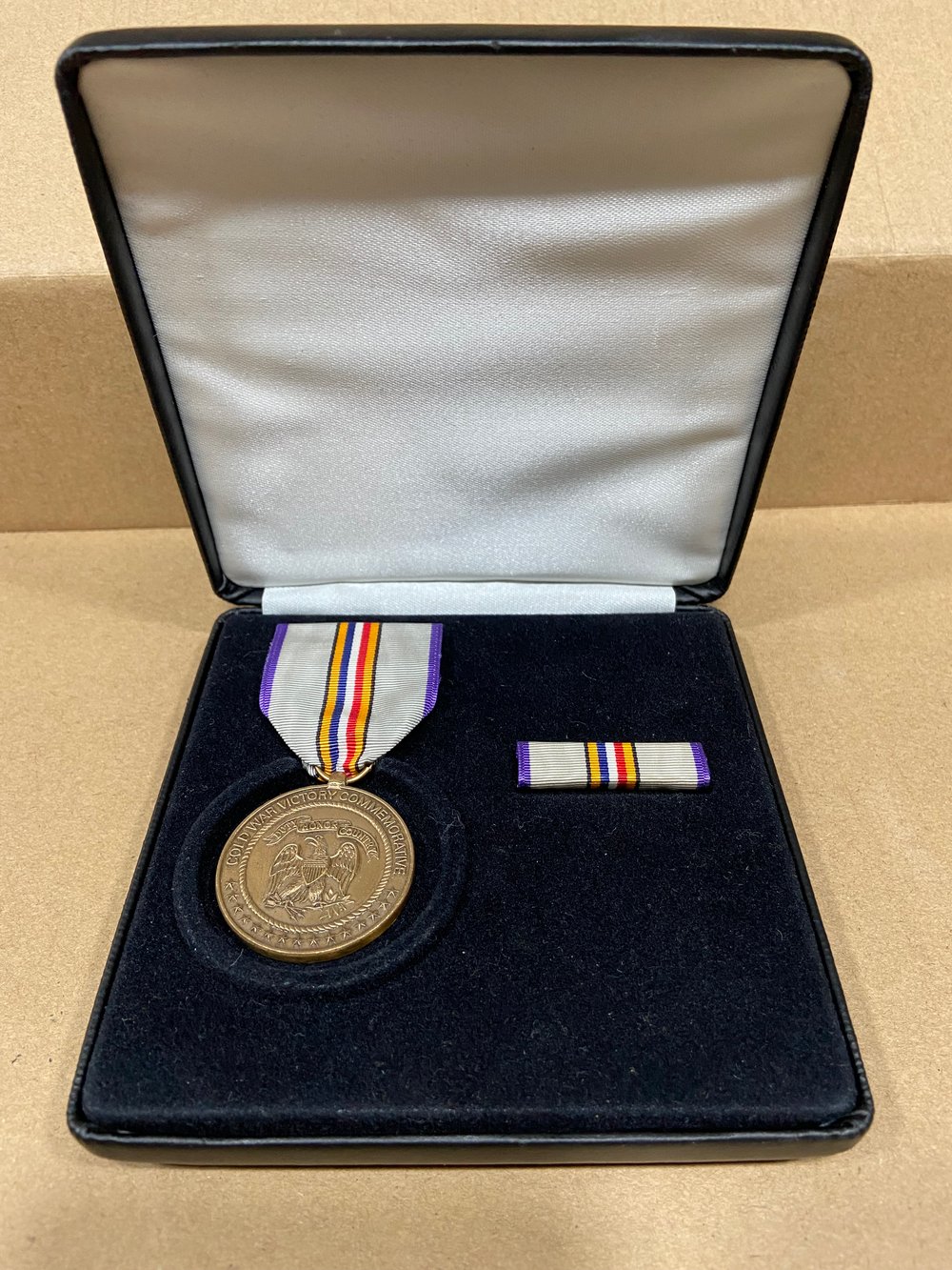 Cold War (USA) Victory Medal Set | WORLD HISTORICS & RELICS