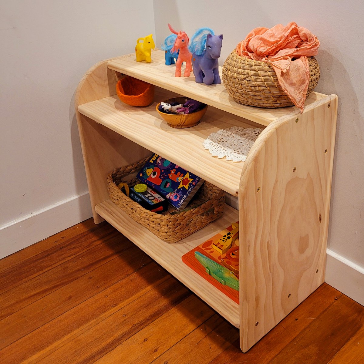 Midi Shelf | Works at Play