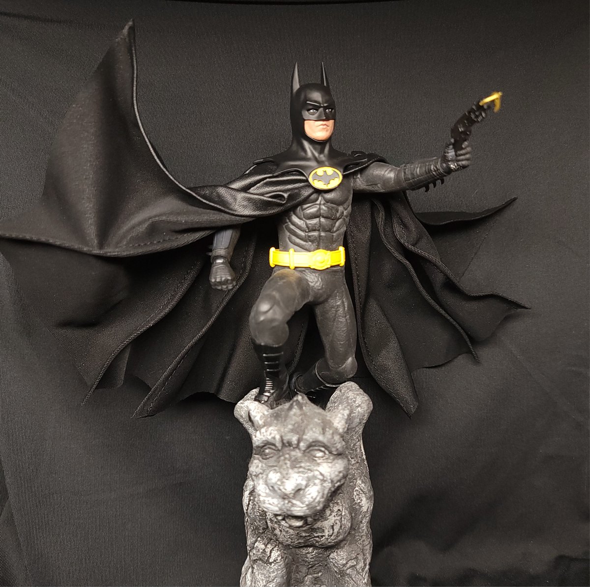 89 Mezco Batman Cape | Harker Customs