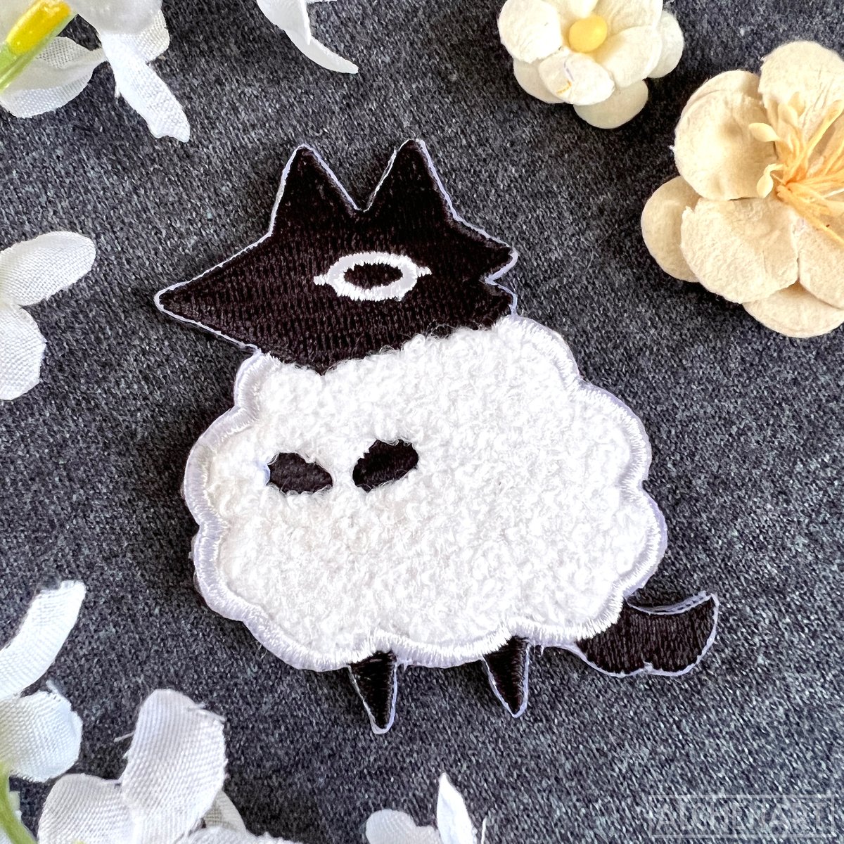 Wolf in Sheep's Clothing Embroidered Patch (Chenille) | acorviart