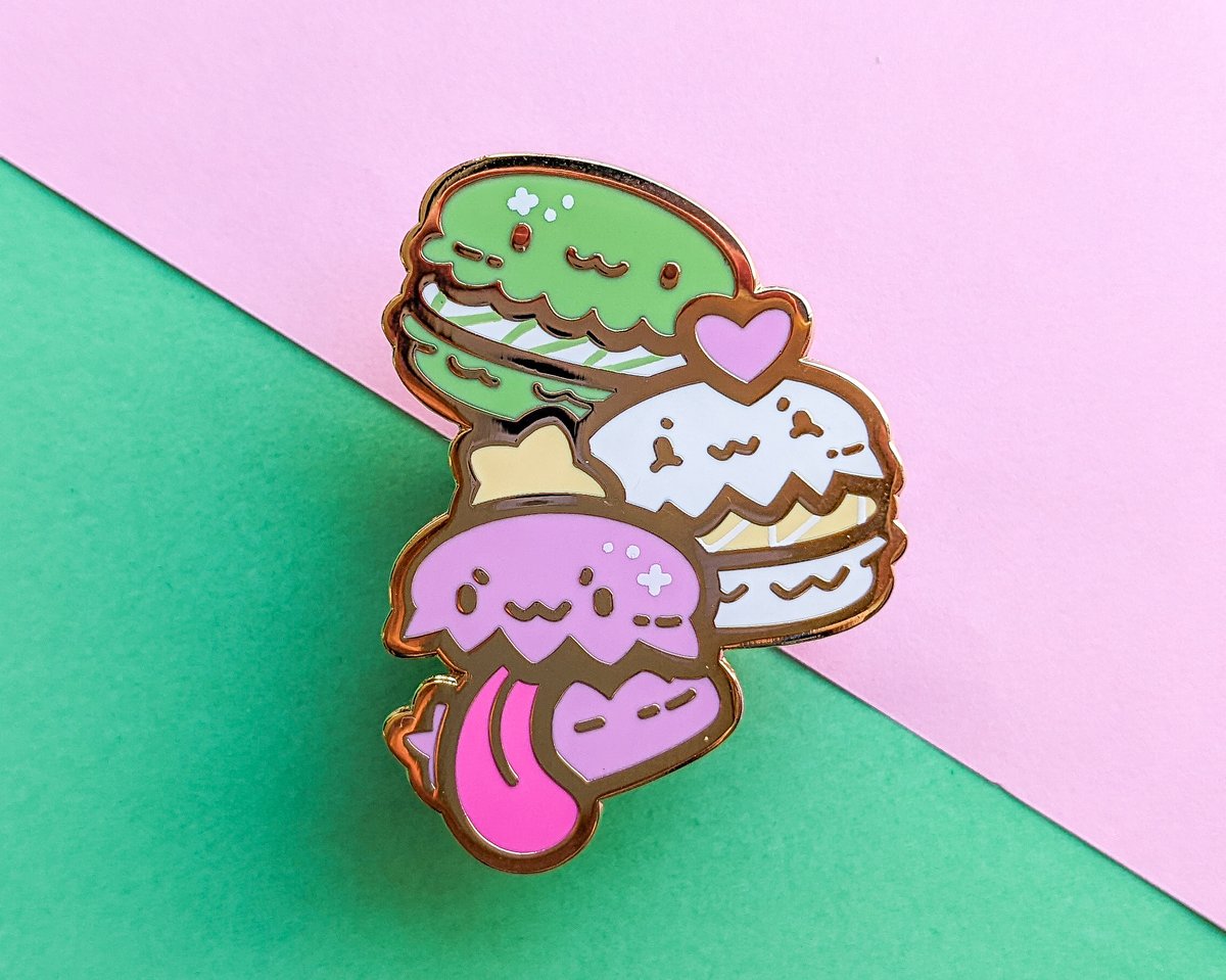 Mimic Macaron Enamel Pin | ChaobunnyArts