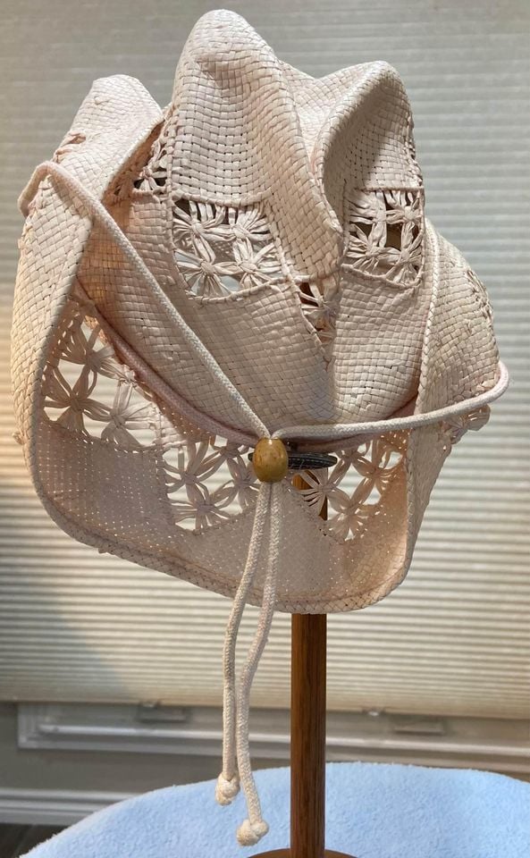 Vintage Toby Keith Straw Cowboy Hat | WORLD HISTORICS & RELICS