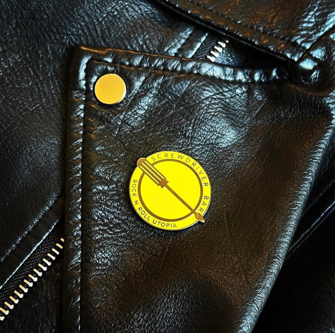 Seattle Screwdriver Bar Pin | OtroLobo