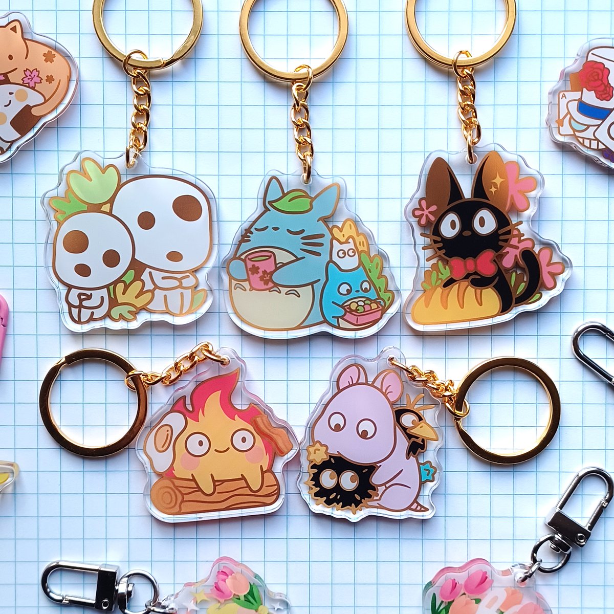 Nostalgic Keychains | pengunoodle