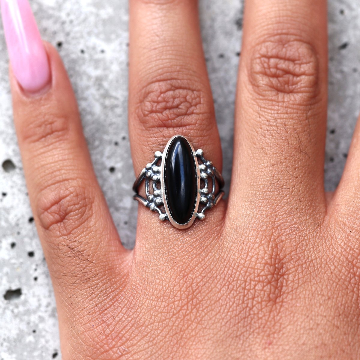 Large Oval Ring | Laura Boudreau Jewellery