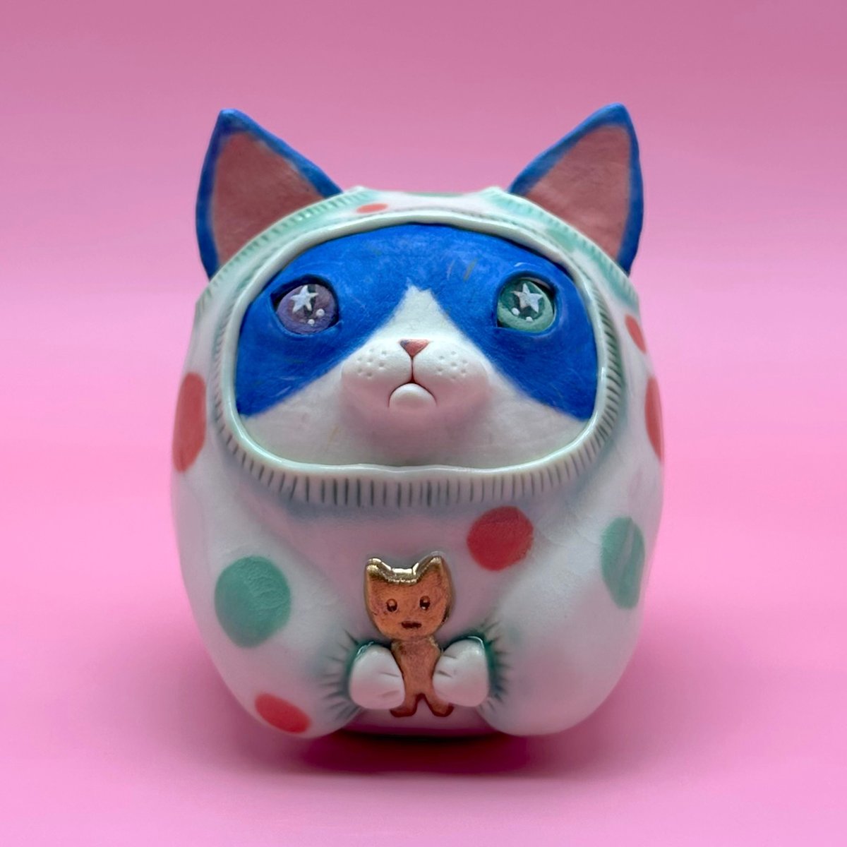 His own cat | RYOKO RIO