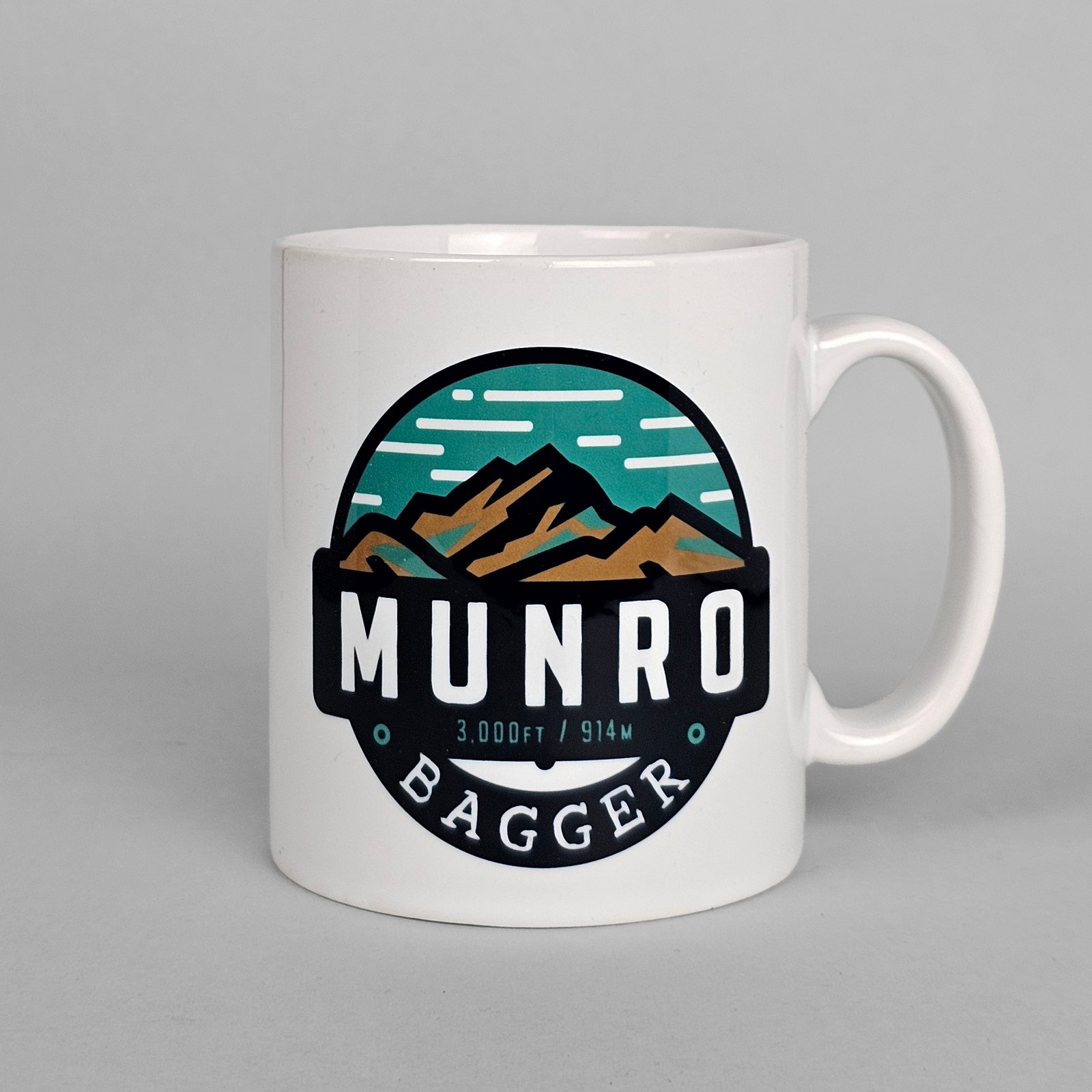 Munro Bagger (Mug) | Eat Haggis