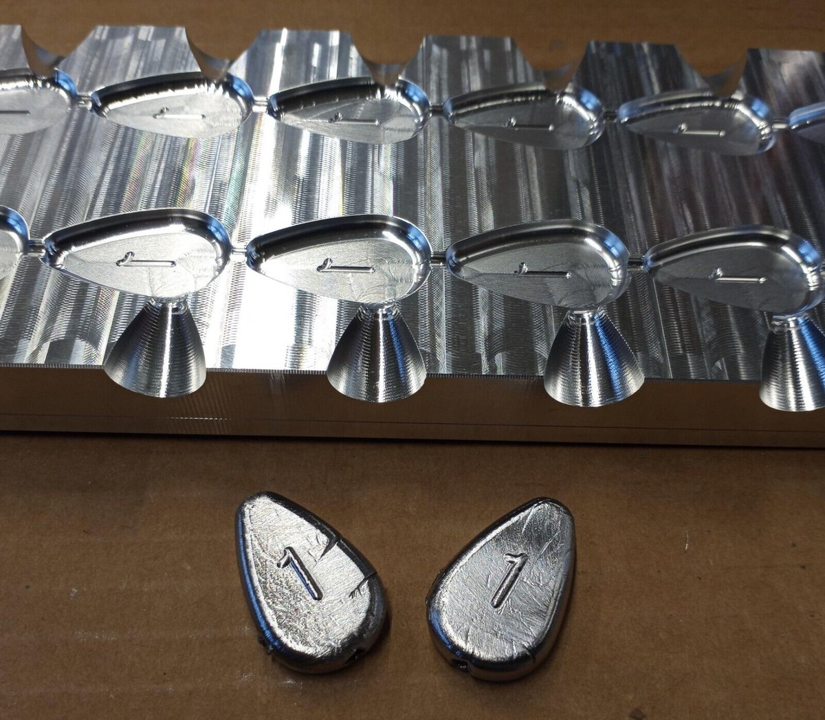 1 oz No Roll Sinker Mold - 16 CAVITY Production Mold | Lake Side Molds ...