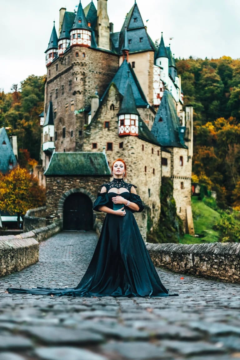 Eltz Castle Book poster A4\A3 | AnnaKiaRa