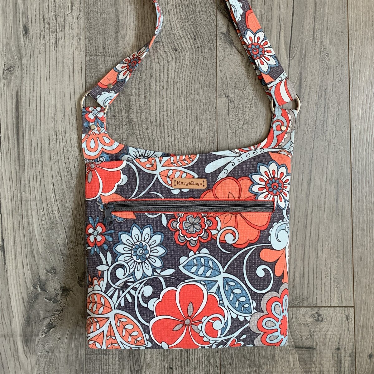 Crossbody Bags | Merge Patterns