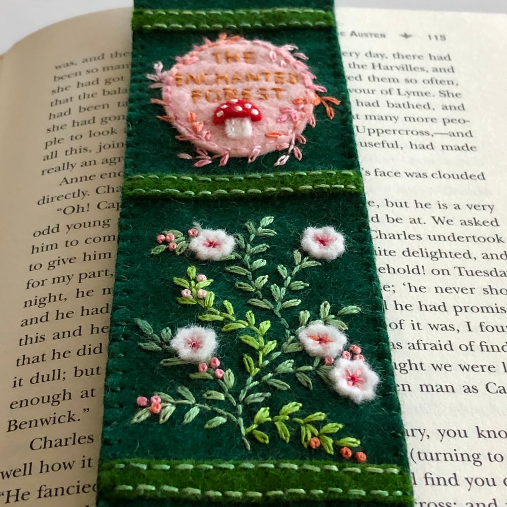PDF downloadable pattern - The Enchanted Forest Bookmark | Fabric And Ink
