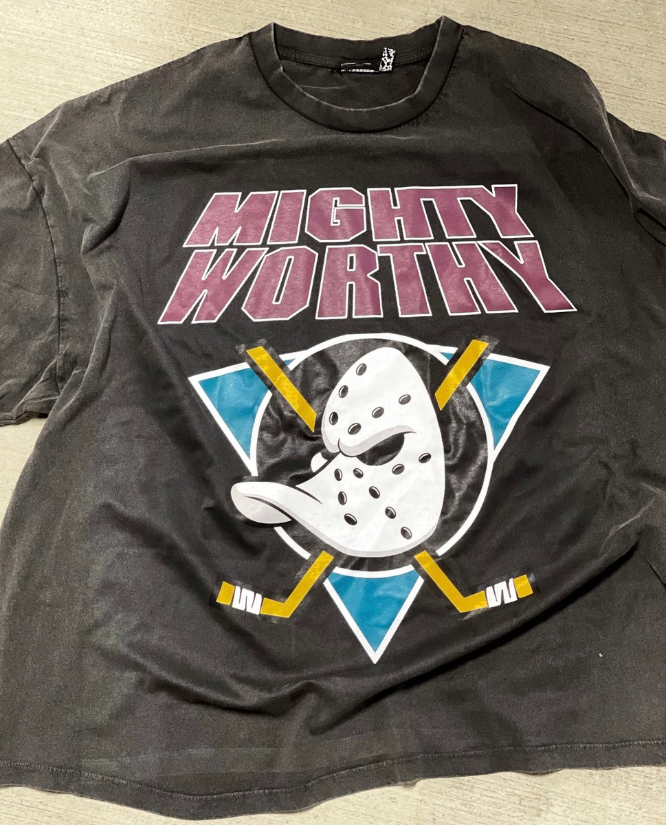 'MIGHTY WORTHY' OVERSIZED T-SHIRT | Beyond Worthy Sply.