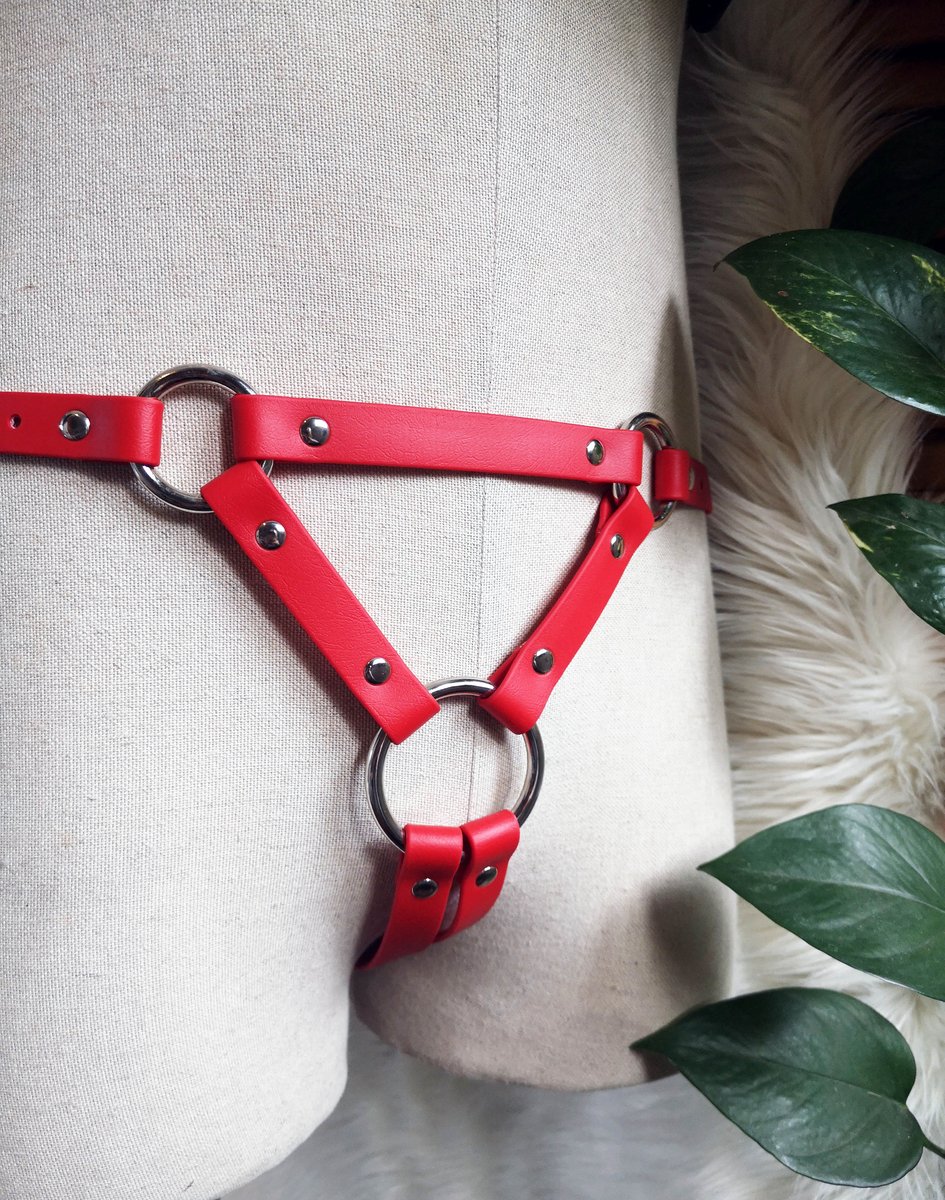 Sapphire Strap-on | Mystic Mint Studio