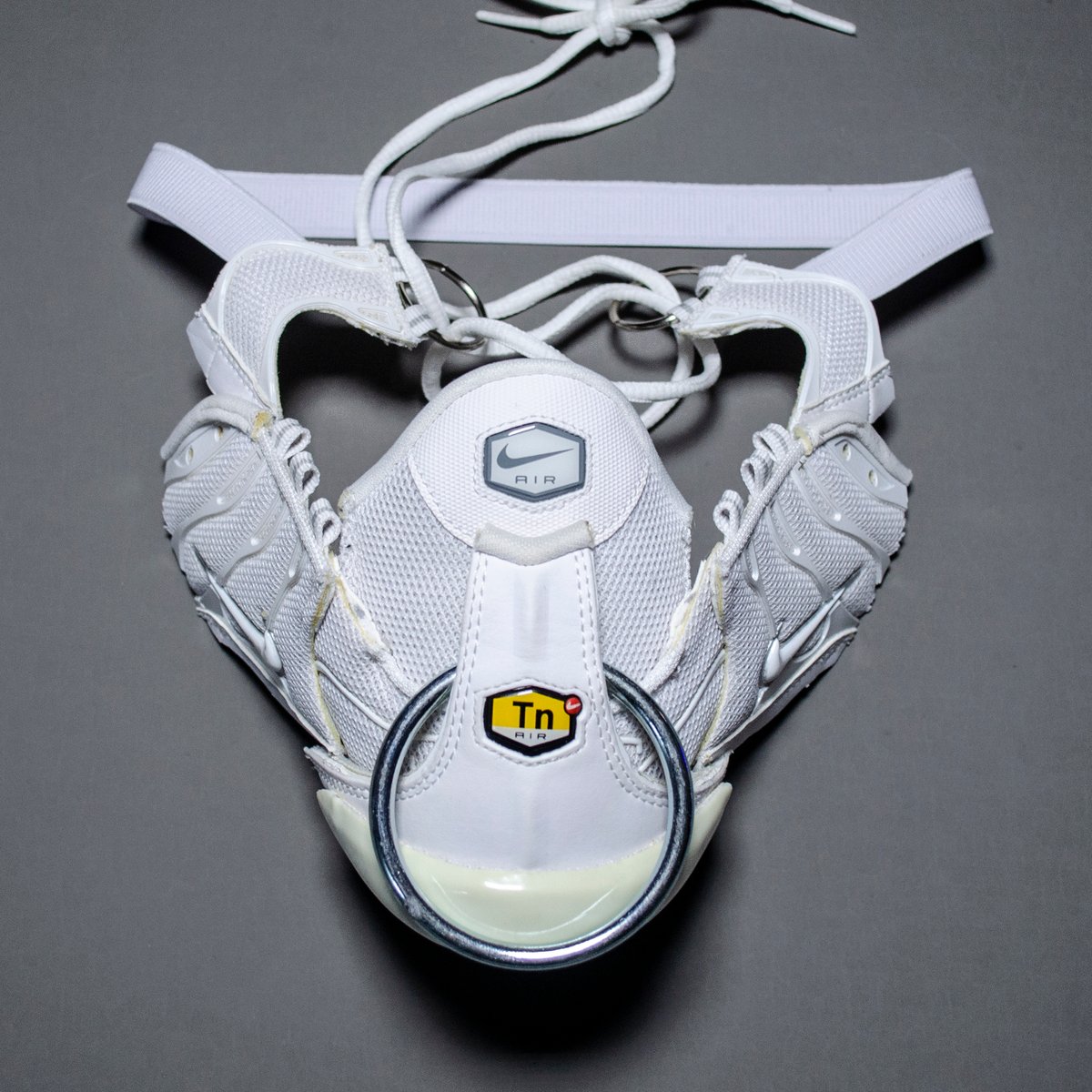 RING MASK / SNEAKER MASK AMP / FULL WHITE | ALBINOHECTOR