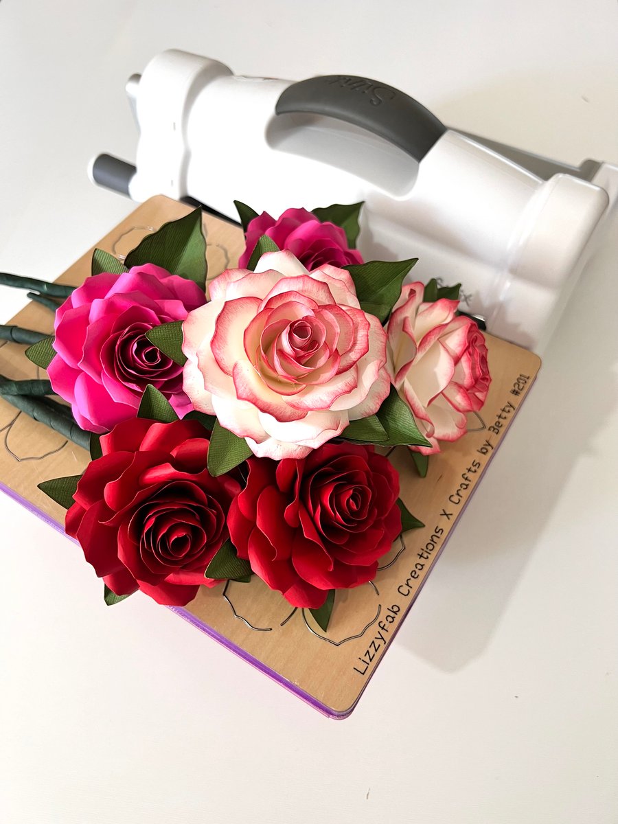Jagged Edge Rose #201 RTS | Lizzyfab Creations