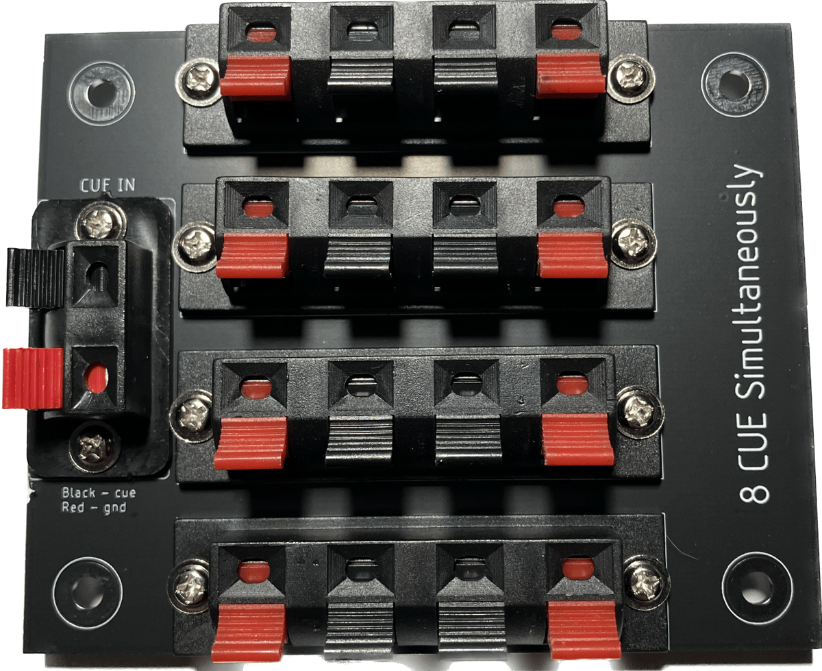 1 in 8 Cues Simultaneously OUT | The Hobby Shop Fireworks