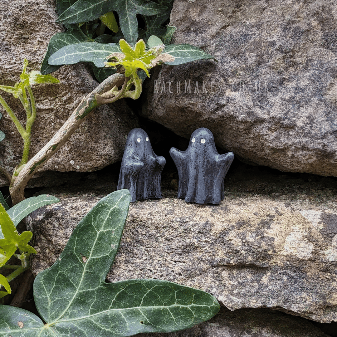 Gothy Mini Ghosties | rachmakes