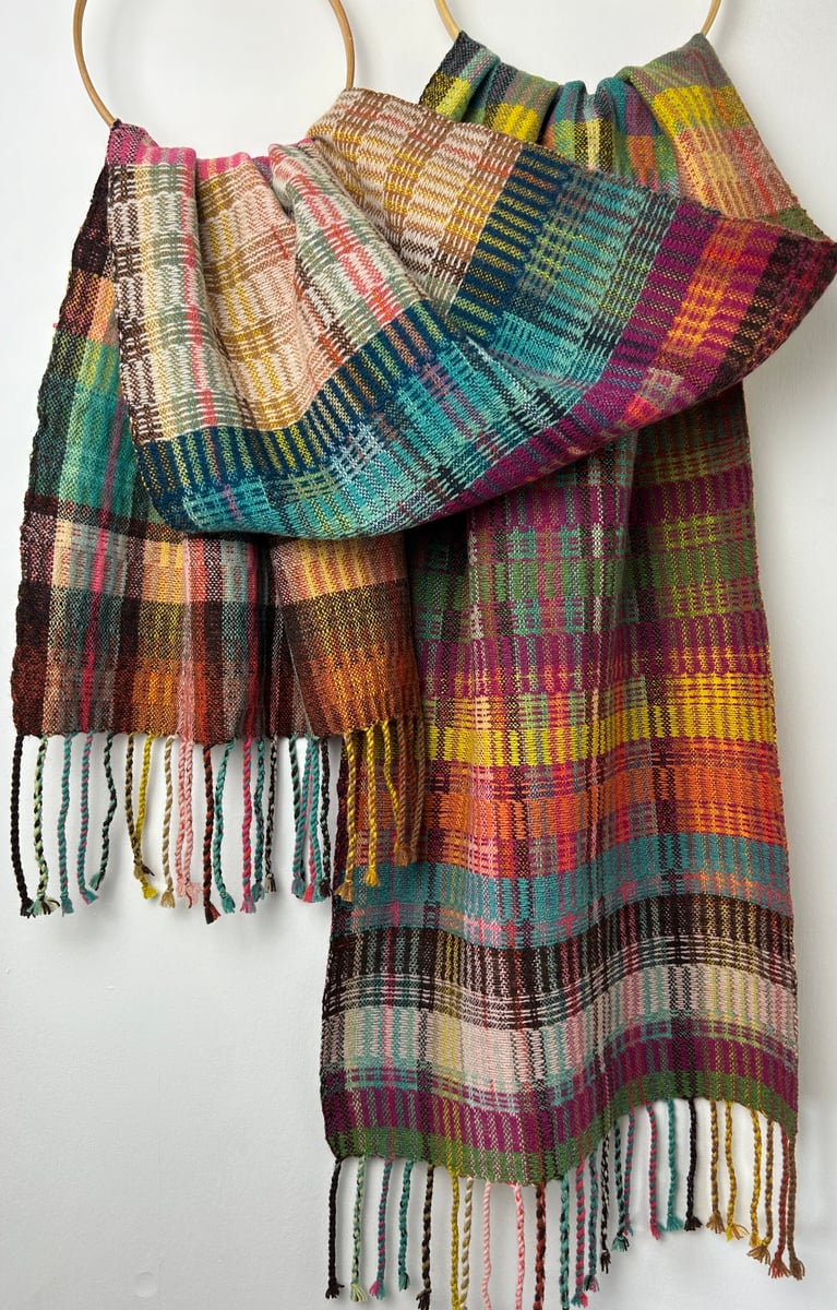 Molgh dhu (Blackbird) | Teresa Dunne Woven Textiles