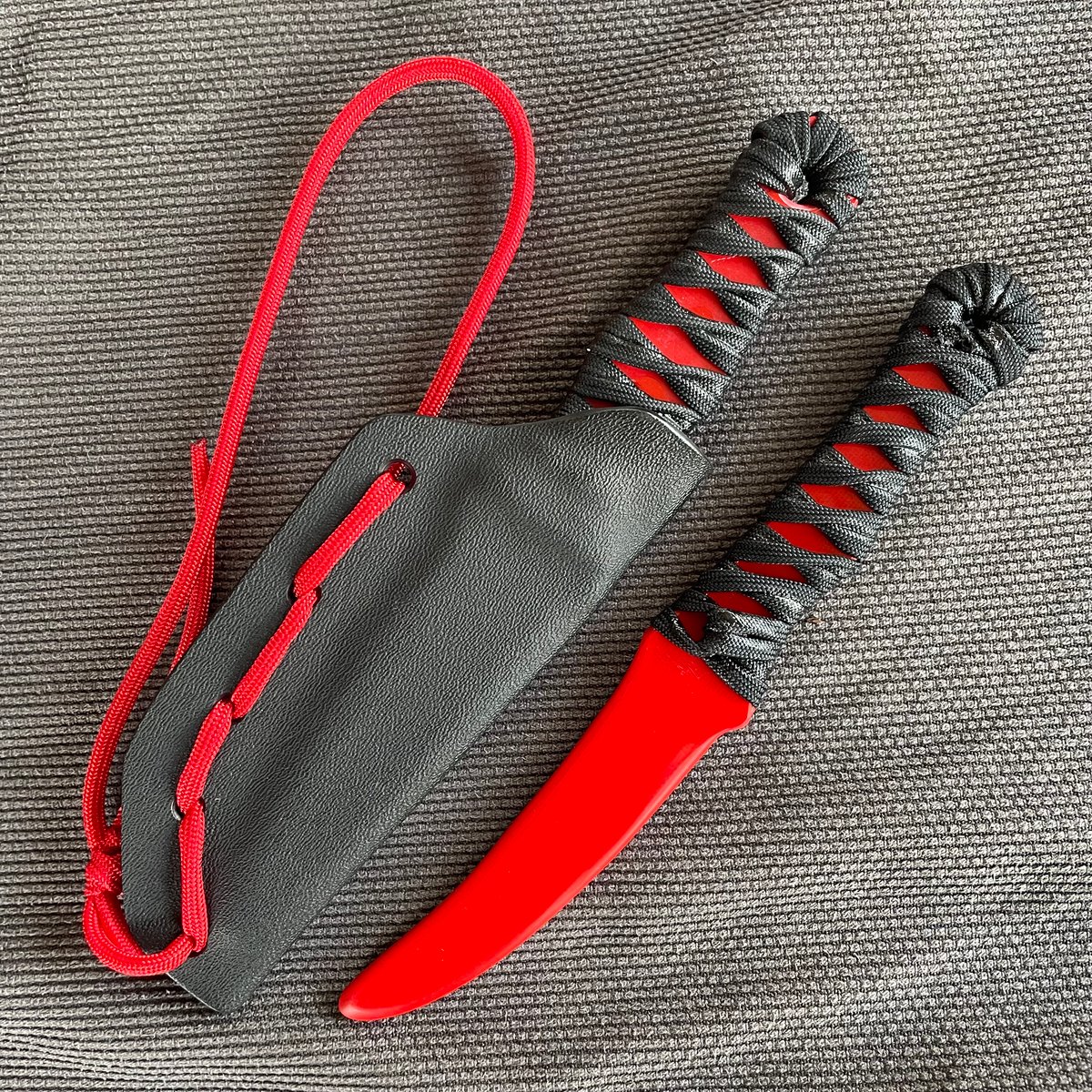 G10 trainer | Pitch Black Forge