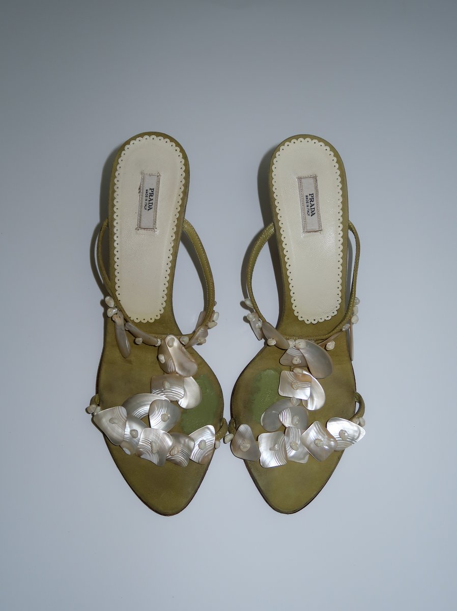 *RARE* Prada Seashell Heels - EU 40 | G.IRL Co