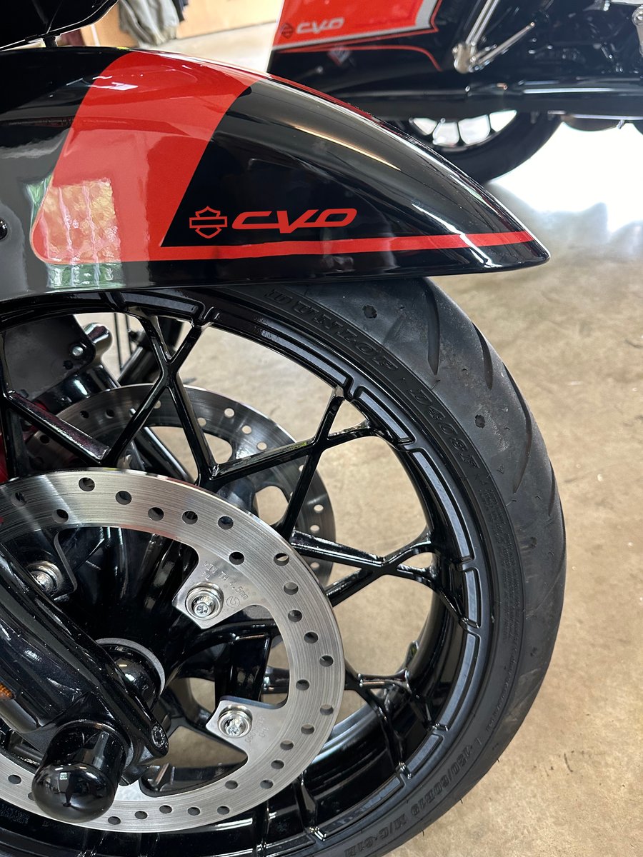 CVO Front Fender logo | Gladiator Graphics
