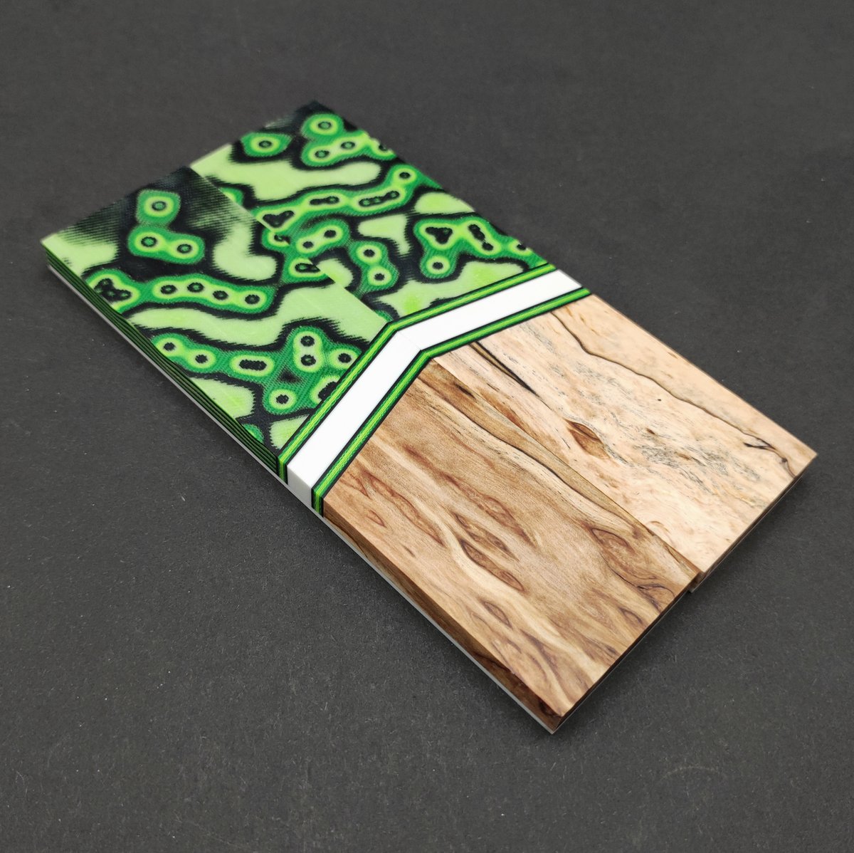 Alien | Kanji Knives