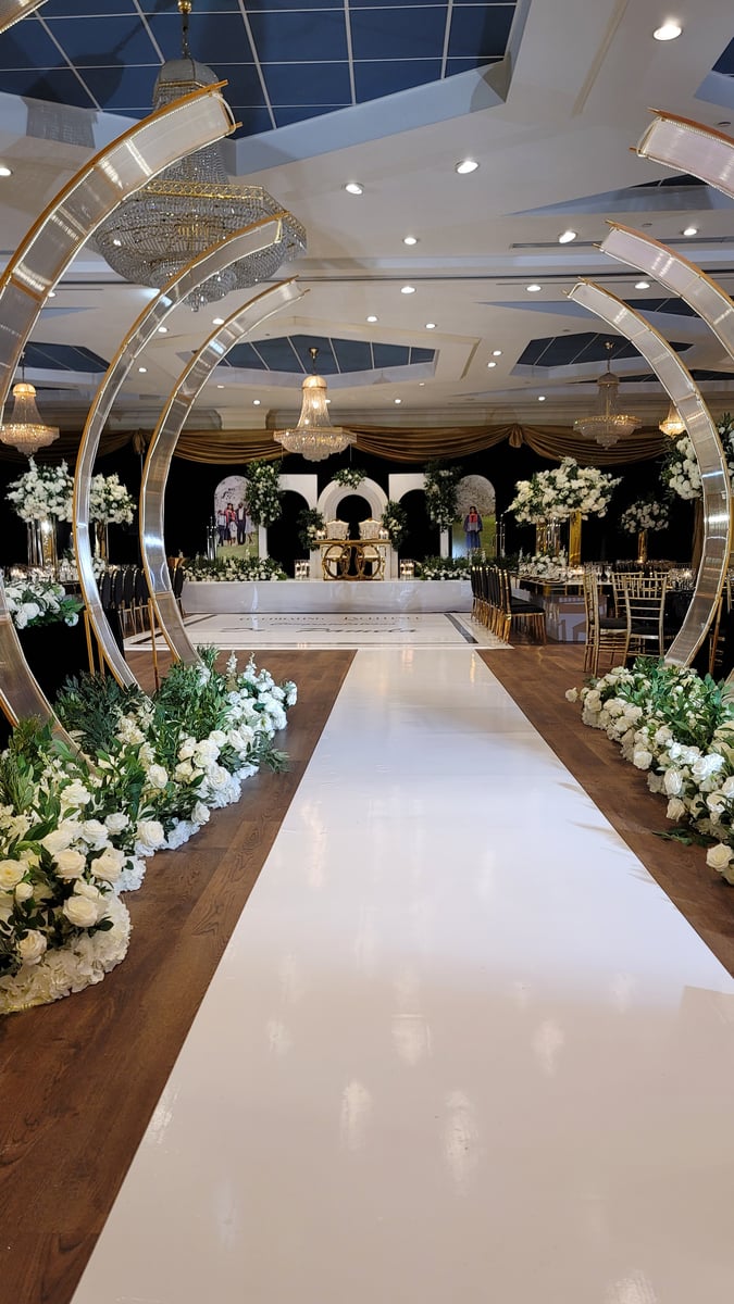Kunakeys Luxury Decor & Party Rentals — Entrance Aisle design with ...